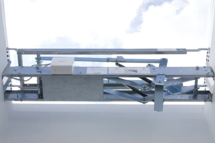 AOV Roof Hatch 1m² GFA - window-openers.com